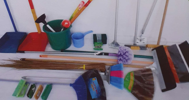 Peralatan Cleaning Service